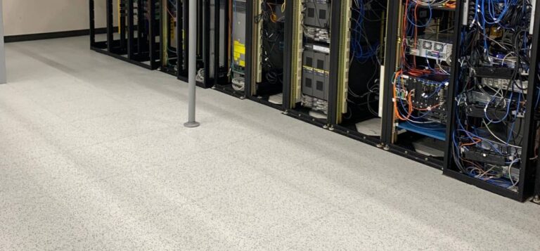 StaticWorx ESD Interlocking Floors